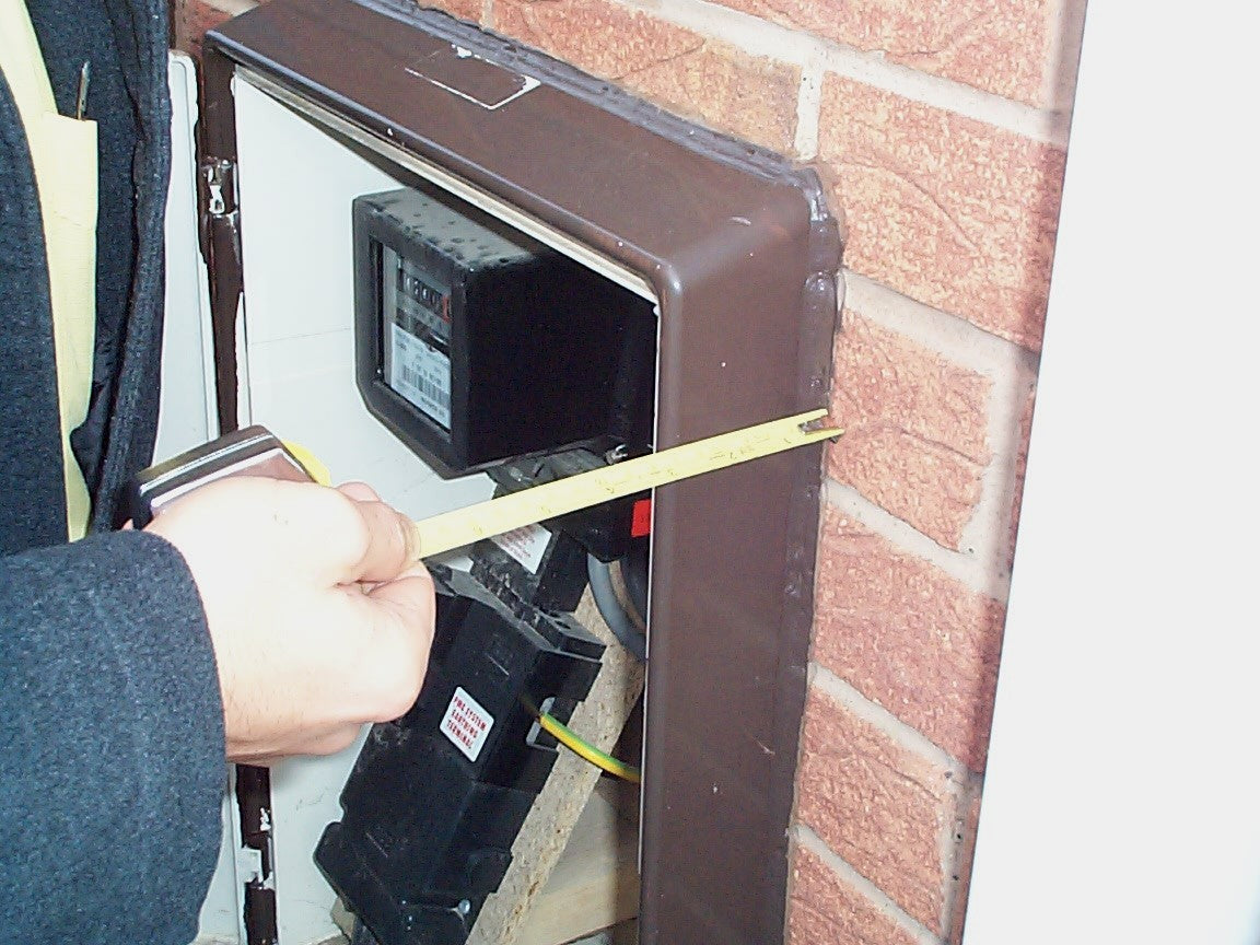 How to measure my damaged meter box? - Ritherdon